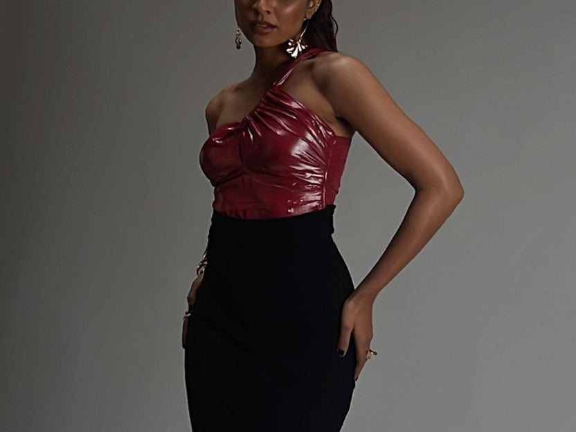 ORAYA | A poetic romance for every moment.